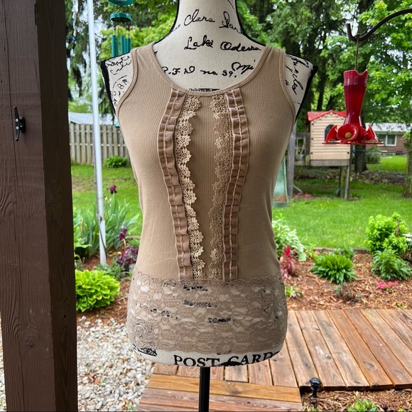 Guess | Tops | Cottagecore Textured Tank Top | Poshmark